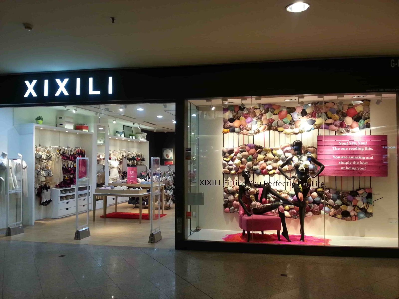 XIXILI Bra Art Launch Event at 1 Utama Shopping Centre (20 Mar 2014) | XIXILI Lingerie Global
